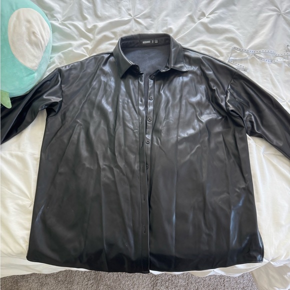 Missguided + | Jackets & Coats | Missguided Black Faux Oversized ...